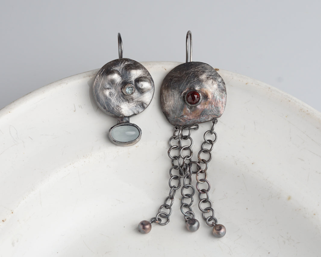 Odd Jewelry. Handcrafted jewelry store: silver rings, earrings