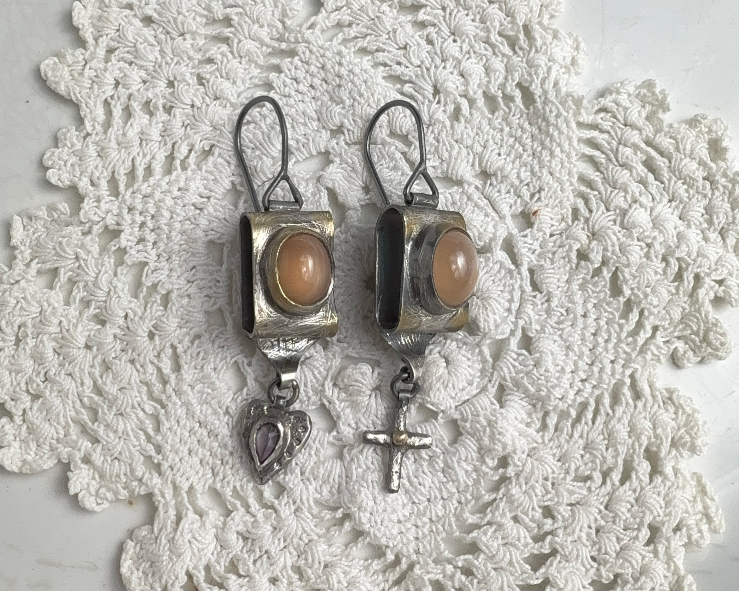 Odd Jewelry. Handcrafted jewelry store: silver rings, earrings
